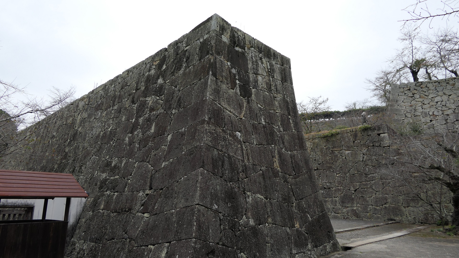 67.津山城～Tsuyama Castle – 日本200名城バイリンガル (Japan's top 200 castles and ruins)