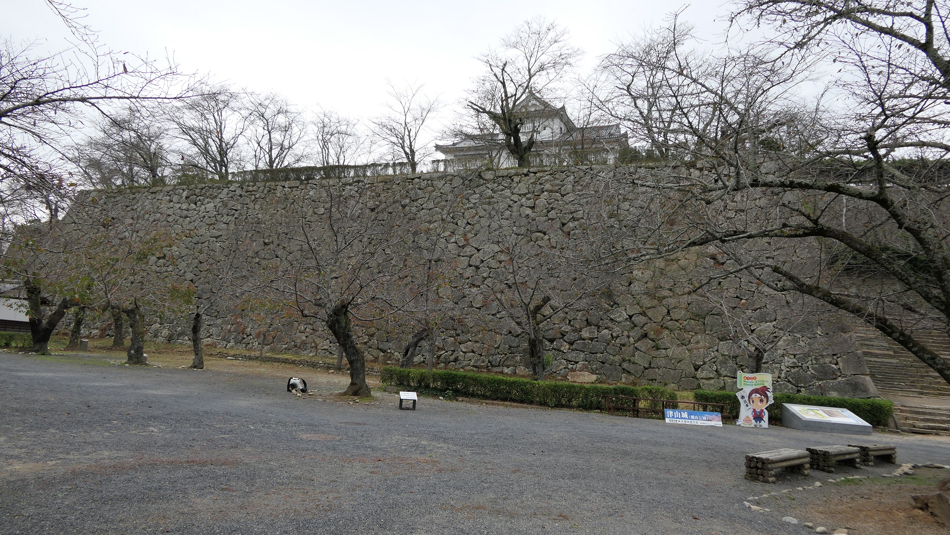 67.津山城～Tsuyama Castle – 日本200名城バイリンガル (Japan's top 200 castles and ruins)