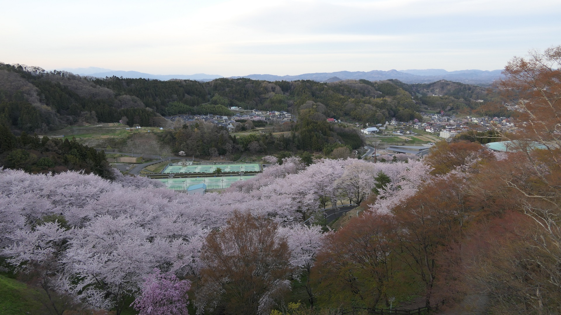 Hatakeyama clan – 日本200名城バイリンガル (Japan's top 200 castles and ruins)