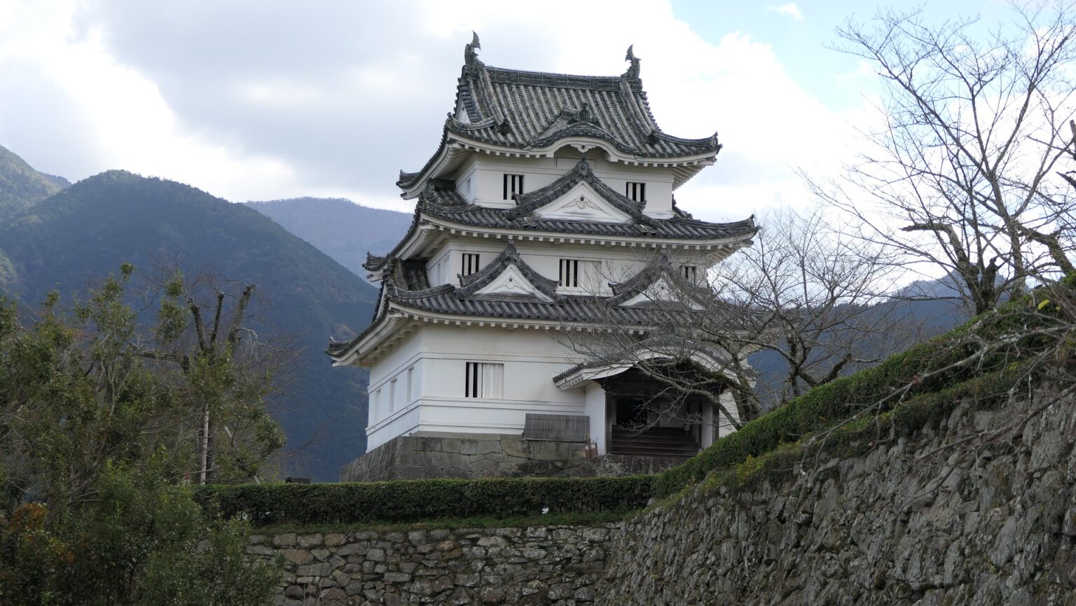 152.Tsu Castle Part1 – 日本200名城バイリンガル (Japan's top 200 castles and ruins)