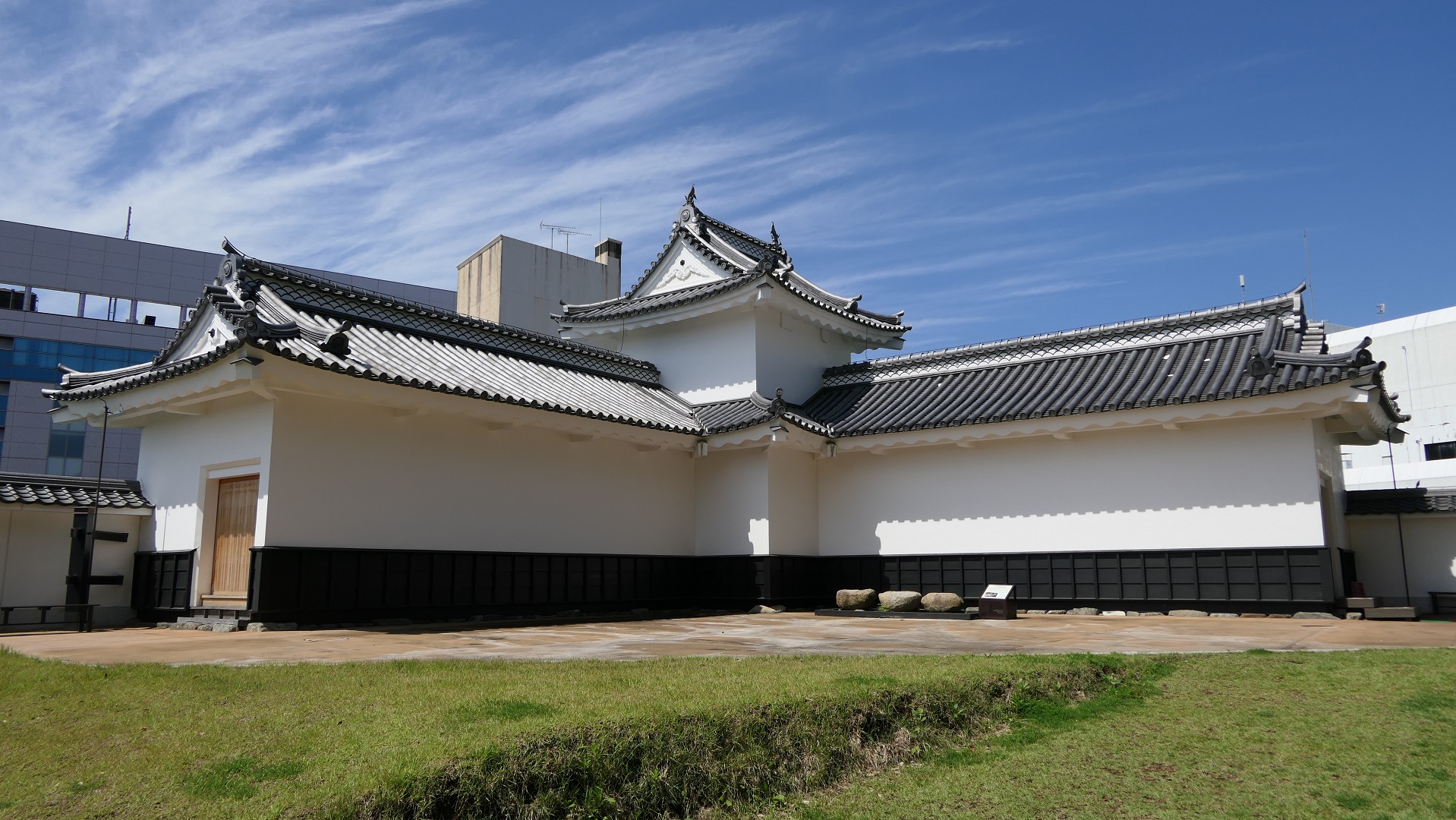14.Mito Castle Part2 – 日本200名城バイリンガル (Japan's top 200 castles and ruins)